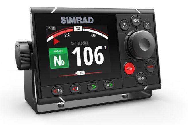 Simrad AP48, der Autopilot für Motorboote