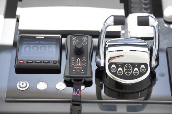 Dockmate: Das Boot einfach mit einer Fernbedienung manövrieren